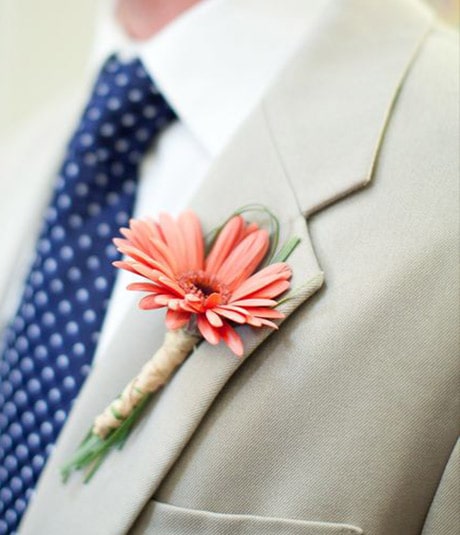 Picking Boutonniere Flowers - Blooms By The Box